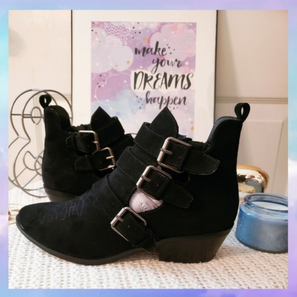 Universal Thread | Shoes | Universal Thread Cut Out Western Bootie ...